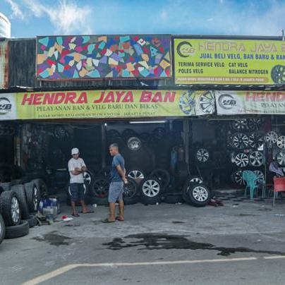 Bengkel Ban Mobil Terdekat & Terbaik dari Lokasi Kamu - Otoklix